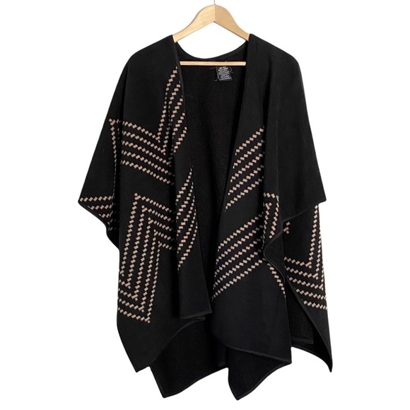 Ike Behar | Sweaters | Ike Behar Womans Fleece Poncho Os | Poshmark